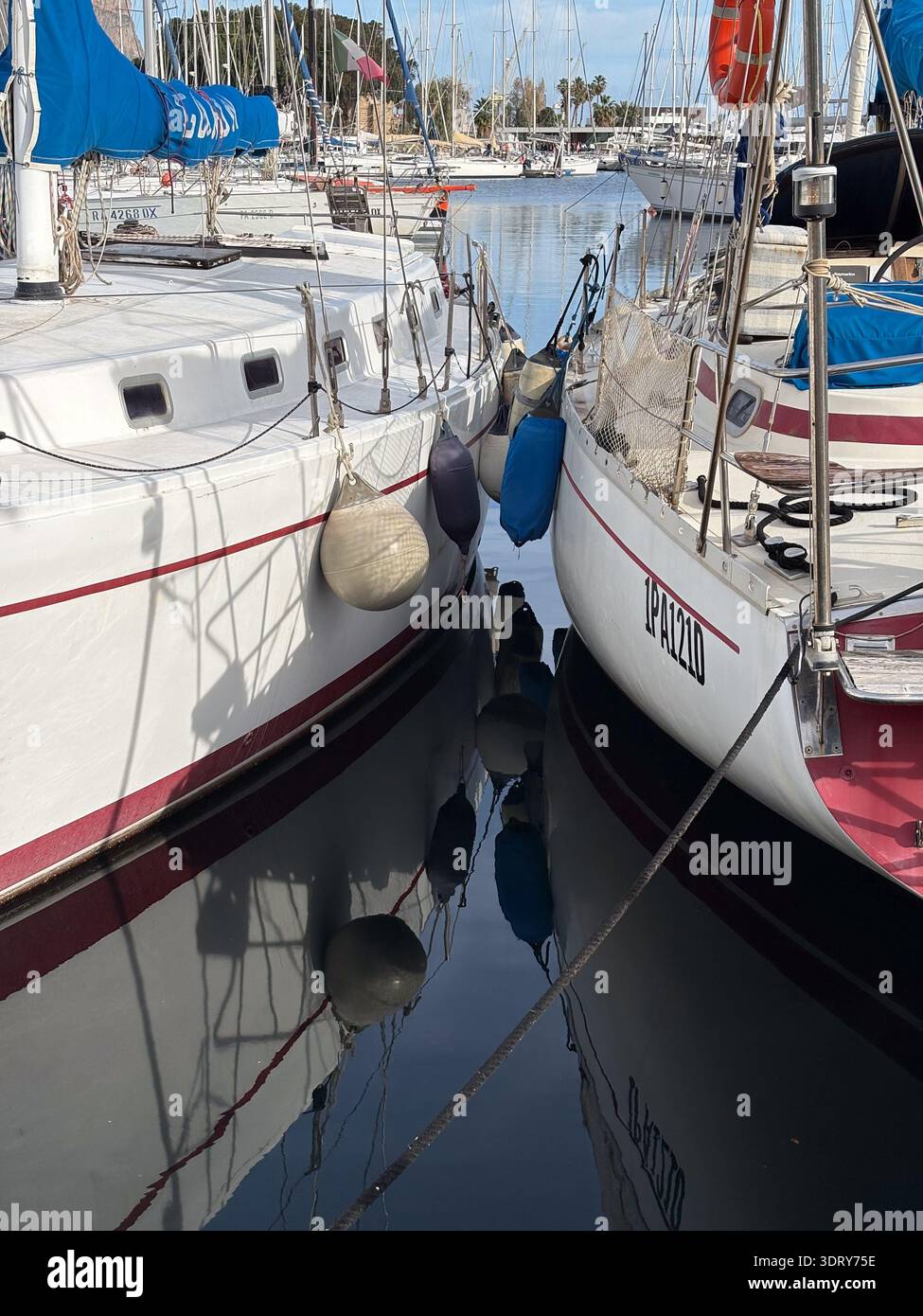 La cala porto di hi-res stock photography and images - Alamy