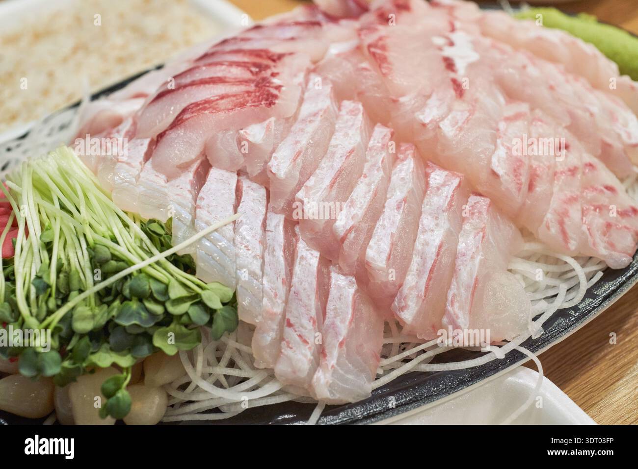 Noryangjin Fish Market in Seoul, South Korea. Vendors prepare fresh ...