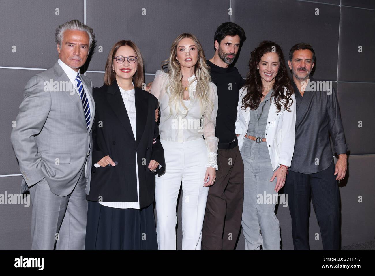 Rene Casados, Claudia Ramirez, Marlene Favela, Matias Novoa, Marisol ...