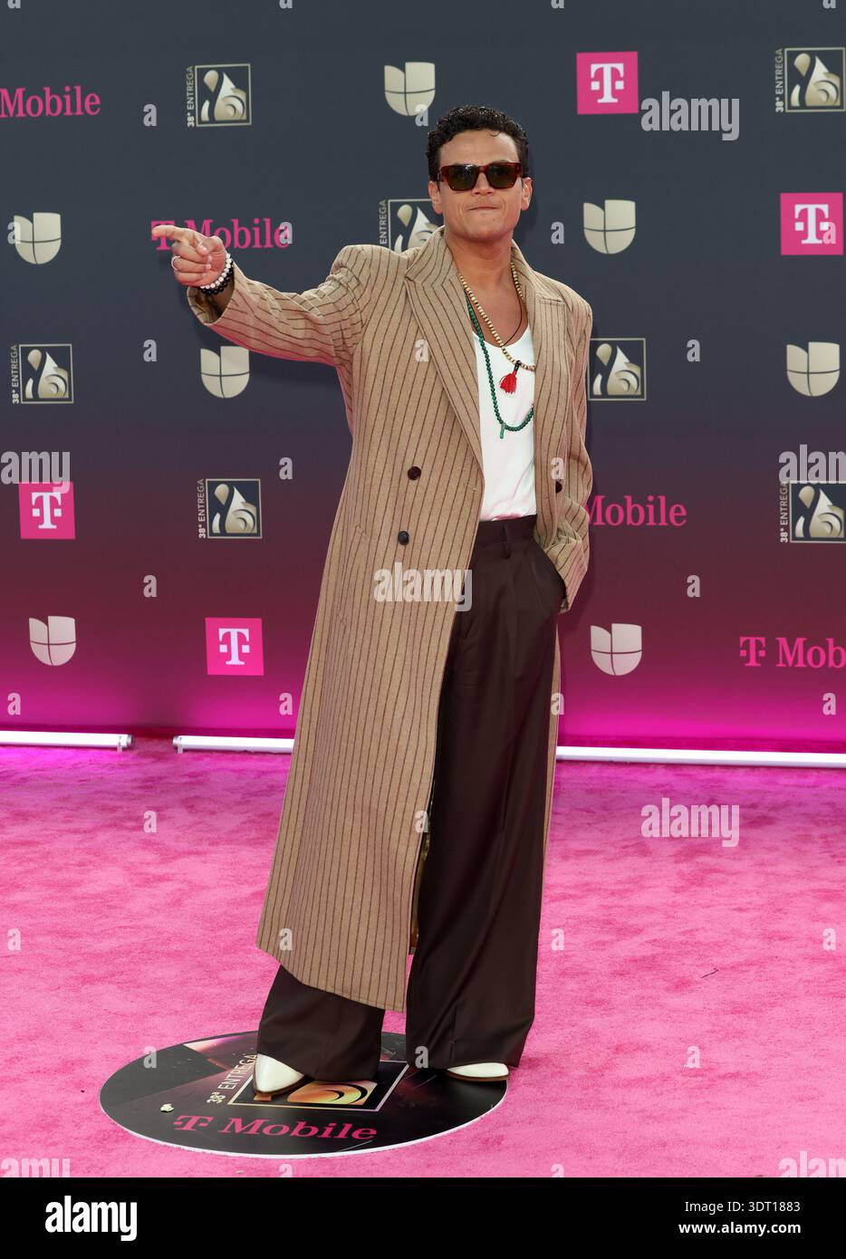MIAMI, FLORIDA - FEBRUARY 19: Silvestre Dangon attends Univision's 38th ...