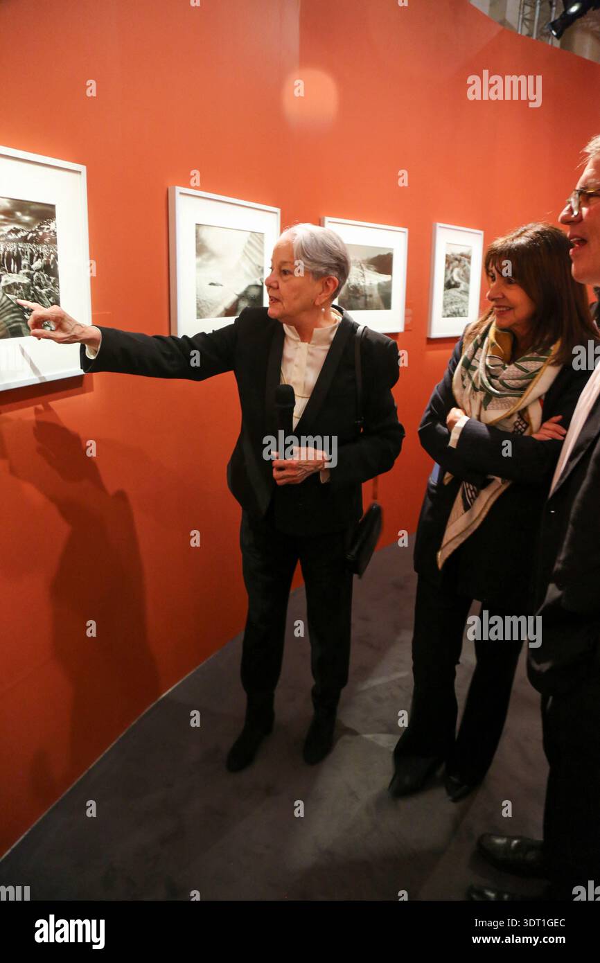 Expo Salgado Hôtel de Ville de Paris Lélia Wanick Salgado Anne Hidalgo ...