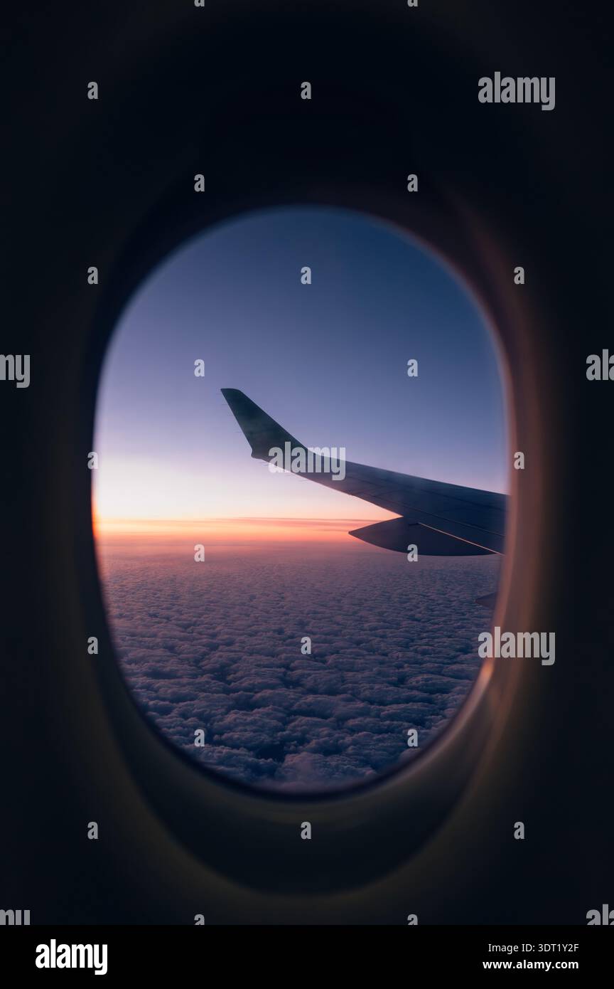 Airplane window view aircraft hi-res stock photography and images - Alamy
