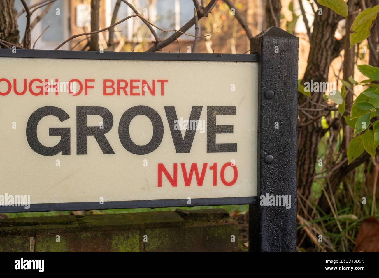 Brent local sign hi-res stock photography and images - Alamy