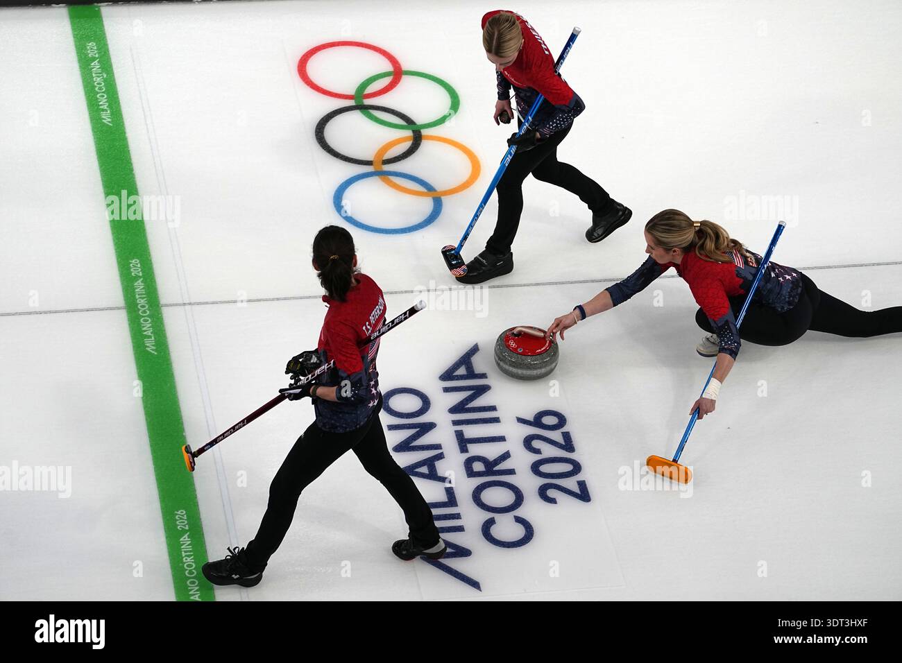 United States' Taylor Anderson-Heide, right, competes during a women's ...