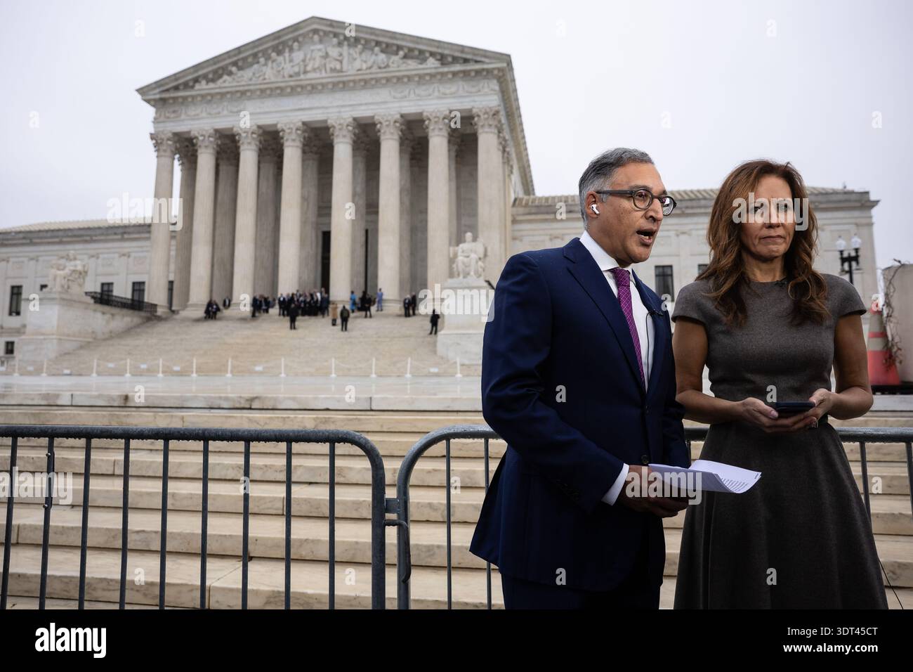 Attorney Neal Katyal and Liberty Justice Center Chair Sara Albrecht ...