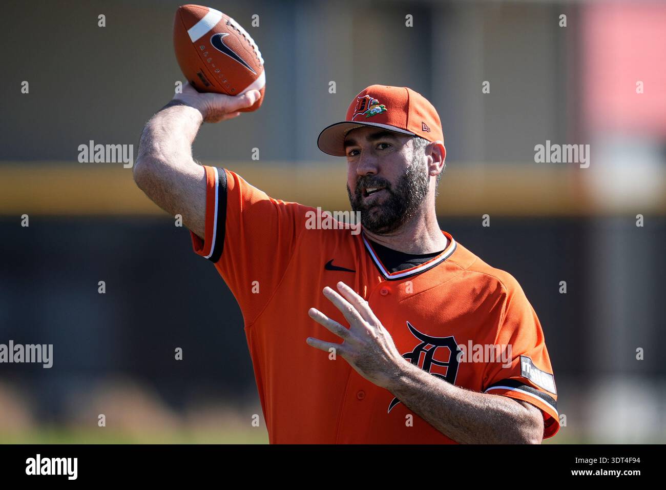 Detroit Tigers pitcher Justin Verlander throws during workouts at ...