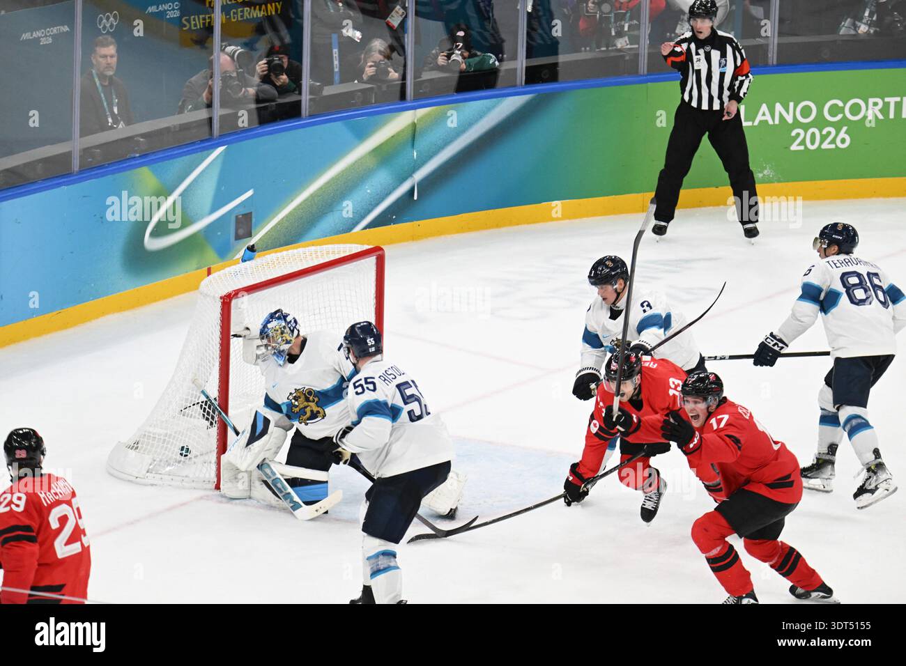 Nathan MacKinnon (CAN),Sam Reinhart (CAN),Macklin Celebrini (CAN ...