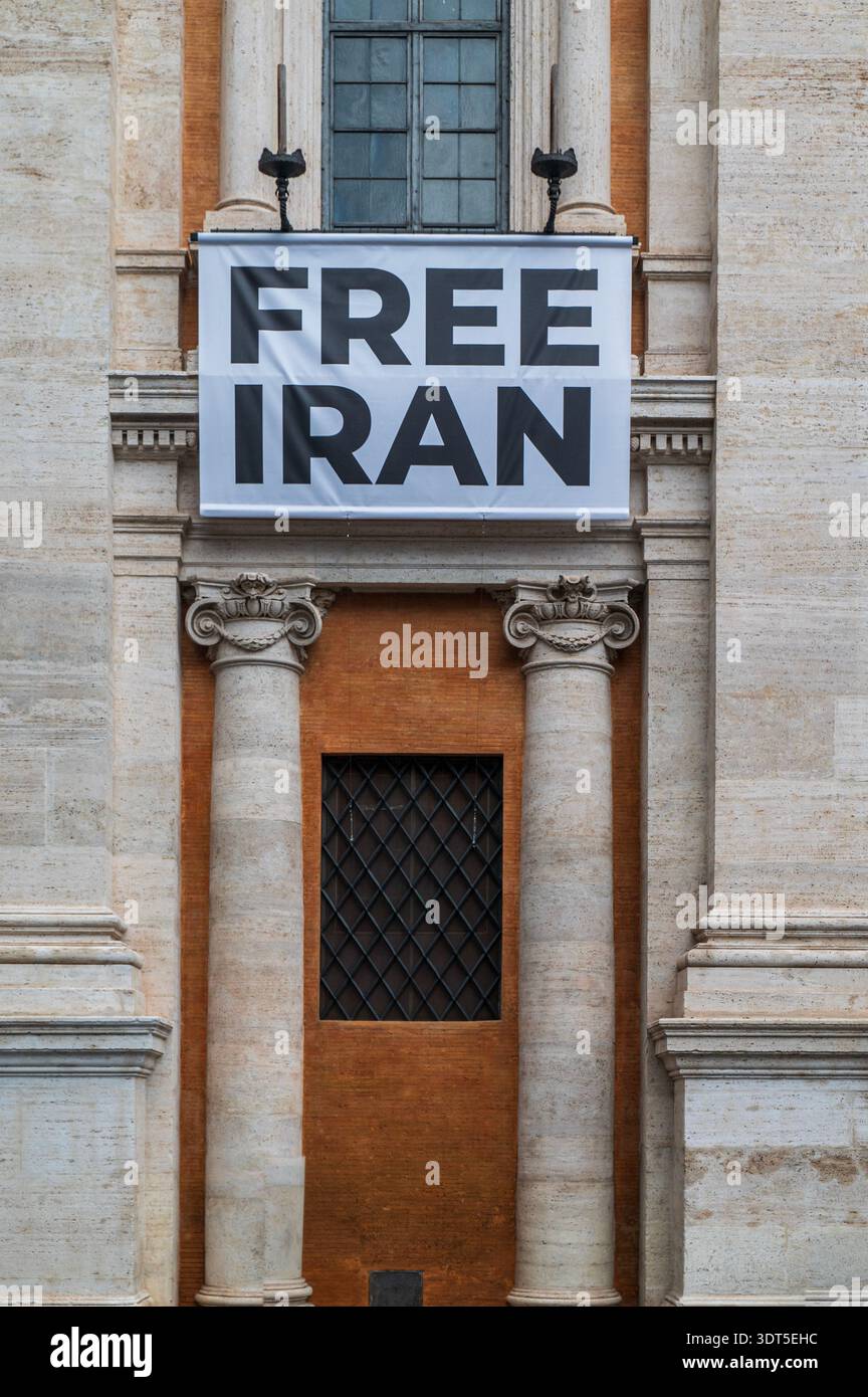 2026 iran war protests hi-res stock photography and images - Alamy