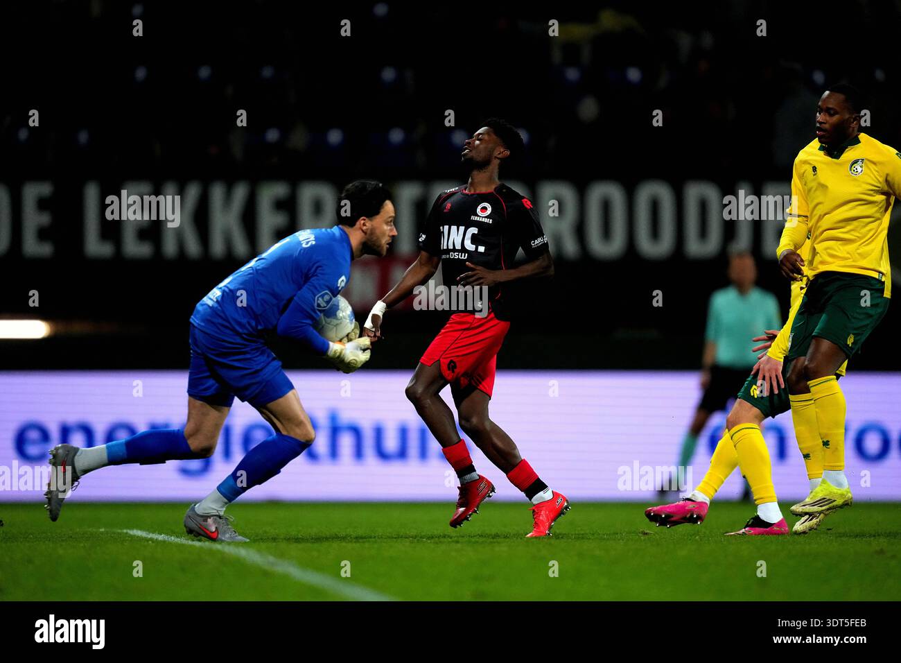 Sittard - Neraysho kasanwirjo of Fortuna Sittard, Derensili Sanches ...