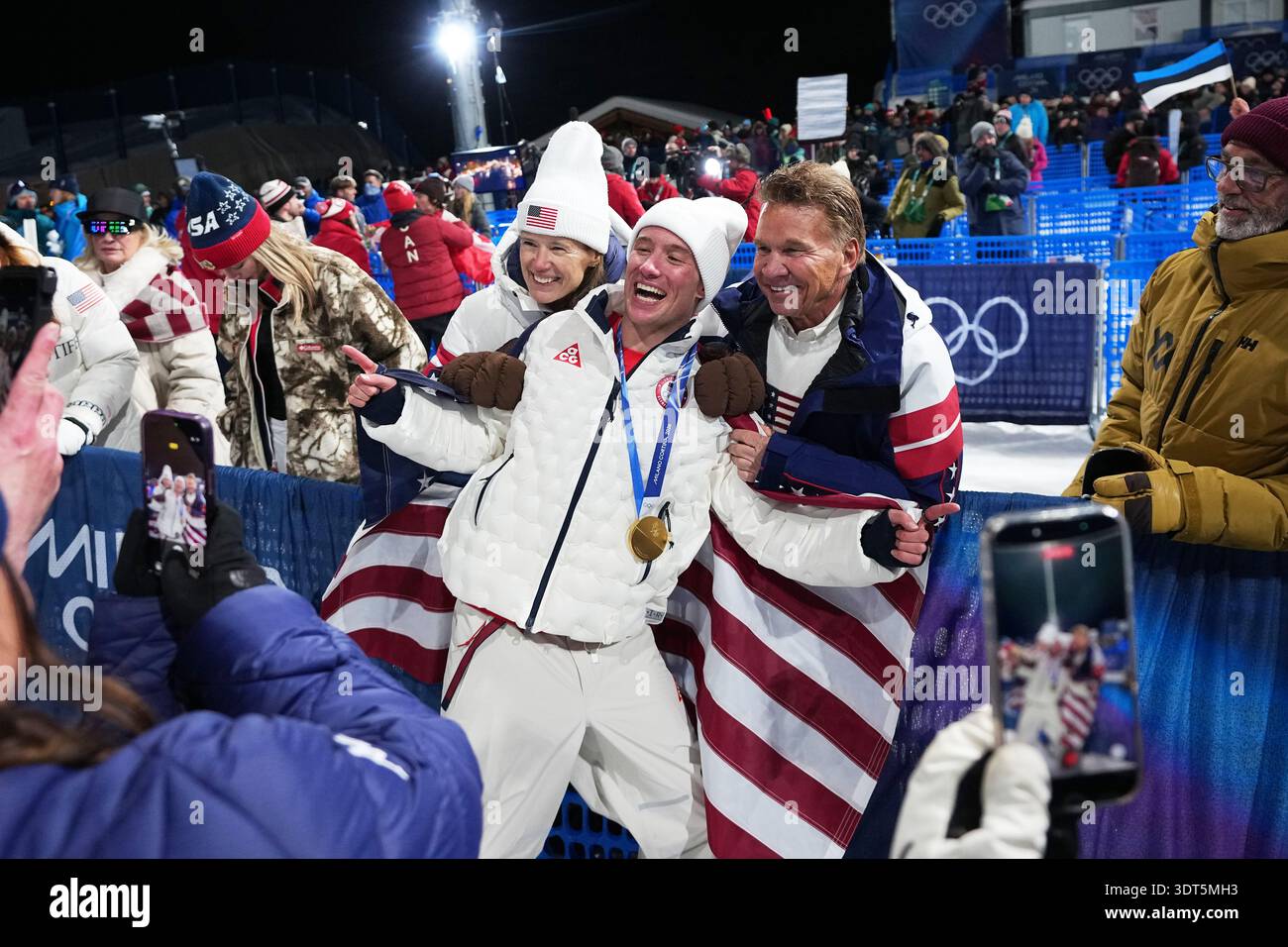 Gold medalist United States' Alex Ferreira, center, celebrates ...