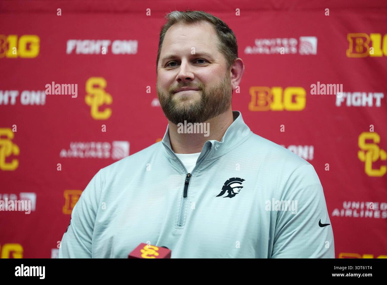 Southern California Trojans offensive line coach Zach Hanson speaks at ...