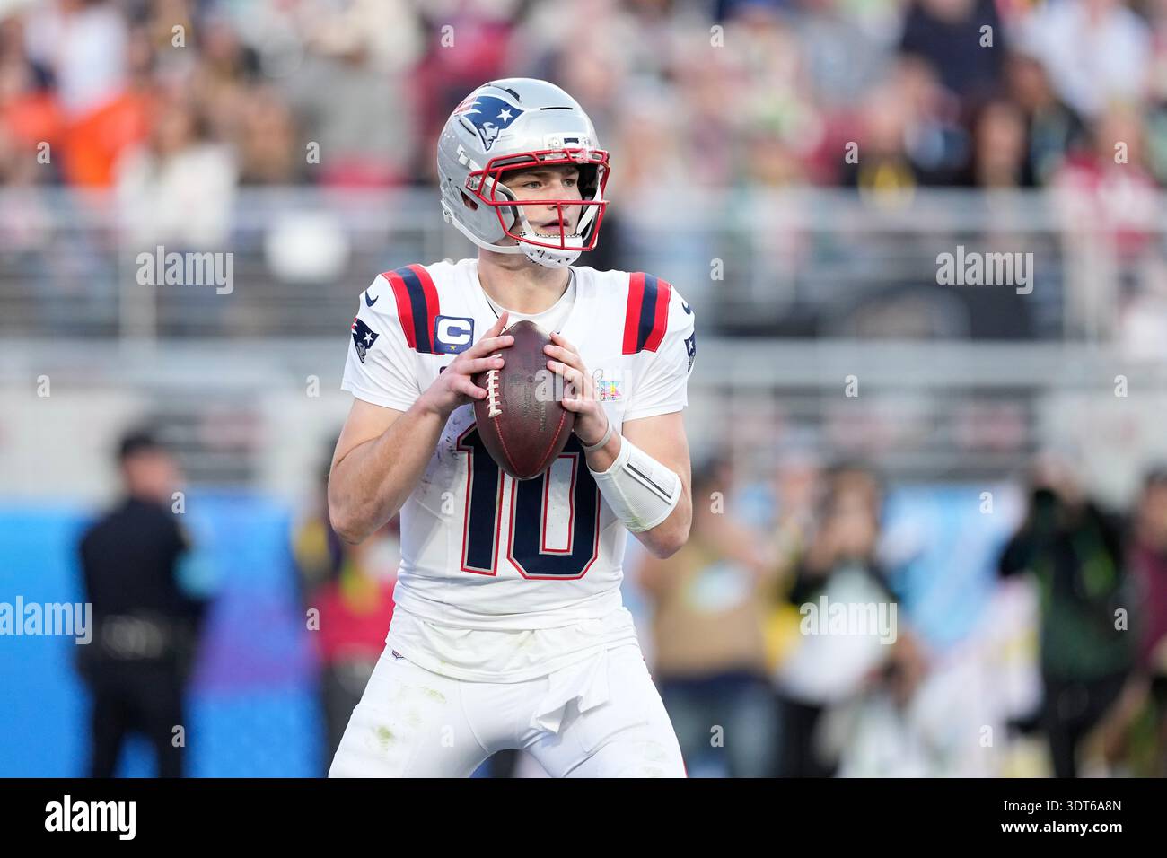New England Patriots quarterback Drake Maye looks to pass during the ...
