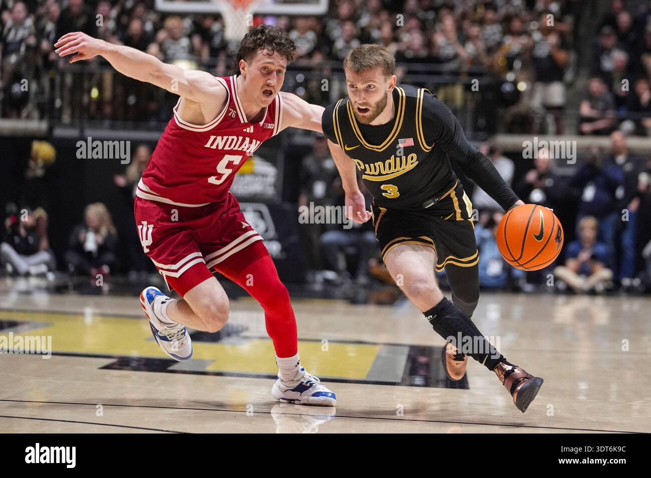 Purdue guard Braden Smith (3) drives past Conor Enright during the ...