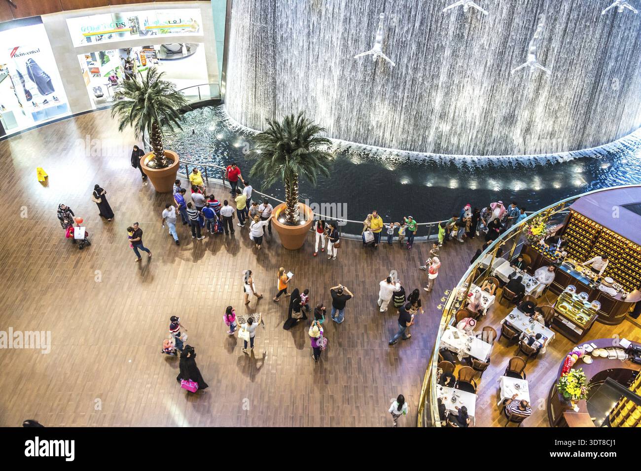 DUBAI, UAE - OCTOBER 1: Waterfall in Dubai Mall - world's largest ...