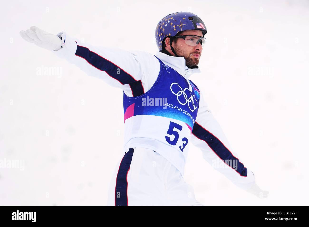 United States' Christopher Lillis (5-3) reacts during the freestyle ...