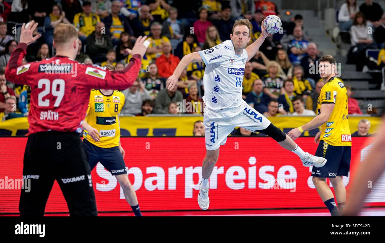 left: David Späth (goalkeeper, RNL, 29), Tim Nothdurft (RNL, 8), Bobby ...