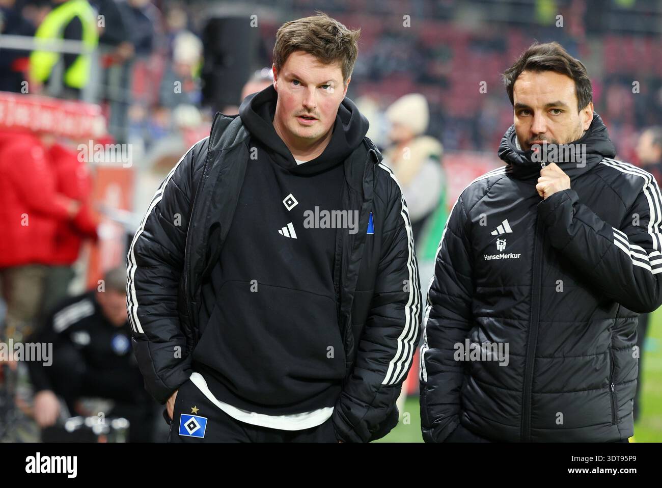 Left to right: Coach Merlin Polzin (HSV Hamburg), Press spokesperson ...