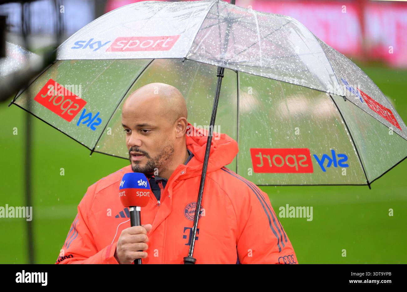 Trainer [coach] Vincent Kompany (Bayern) Munich, February 21, 2026 ...