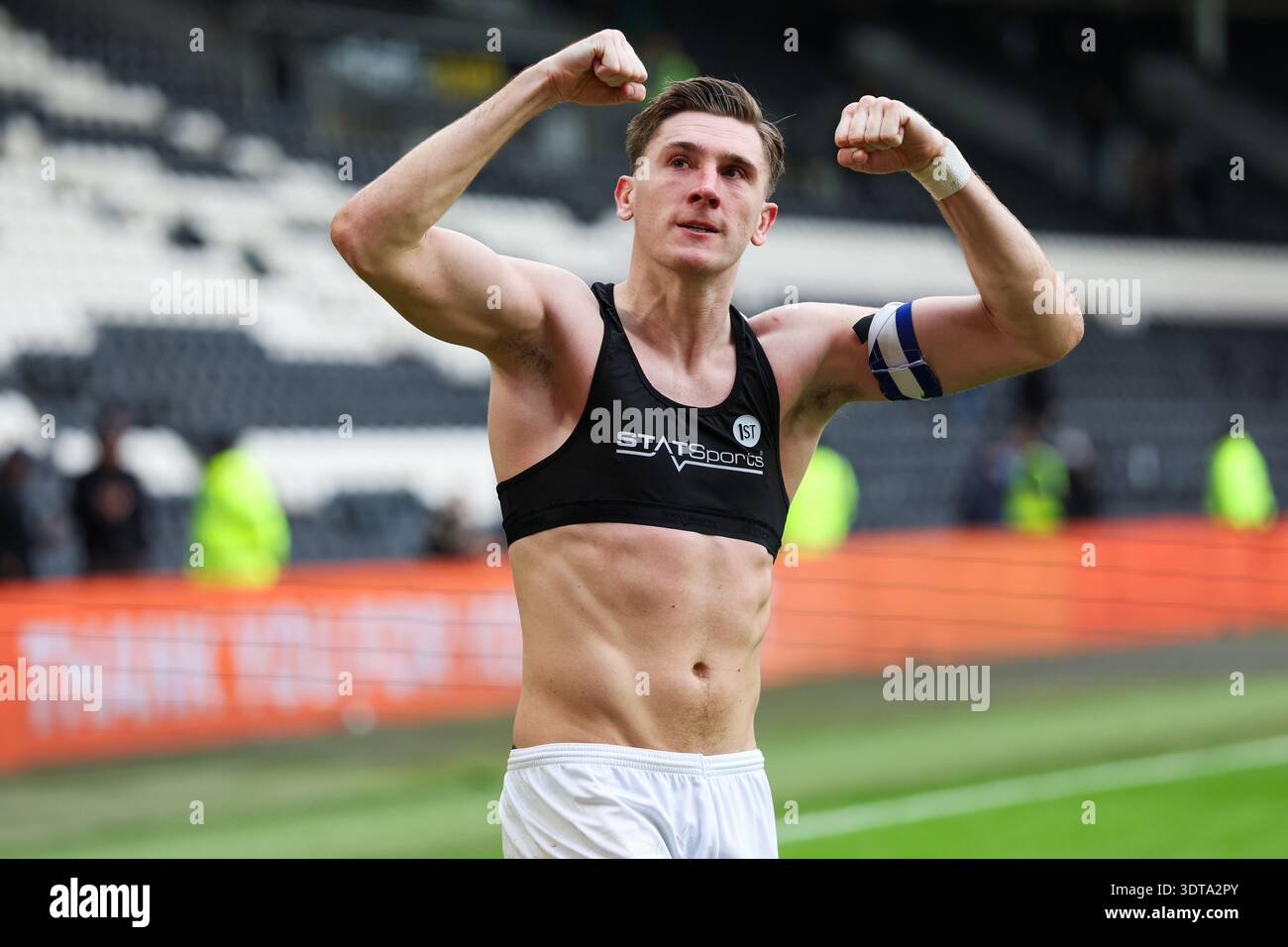 Hull, United Kingdom . 21 February, 2026. Jimmy Dunne of QPR celebrates ...