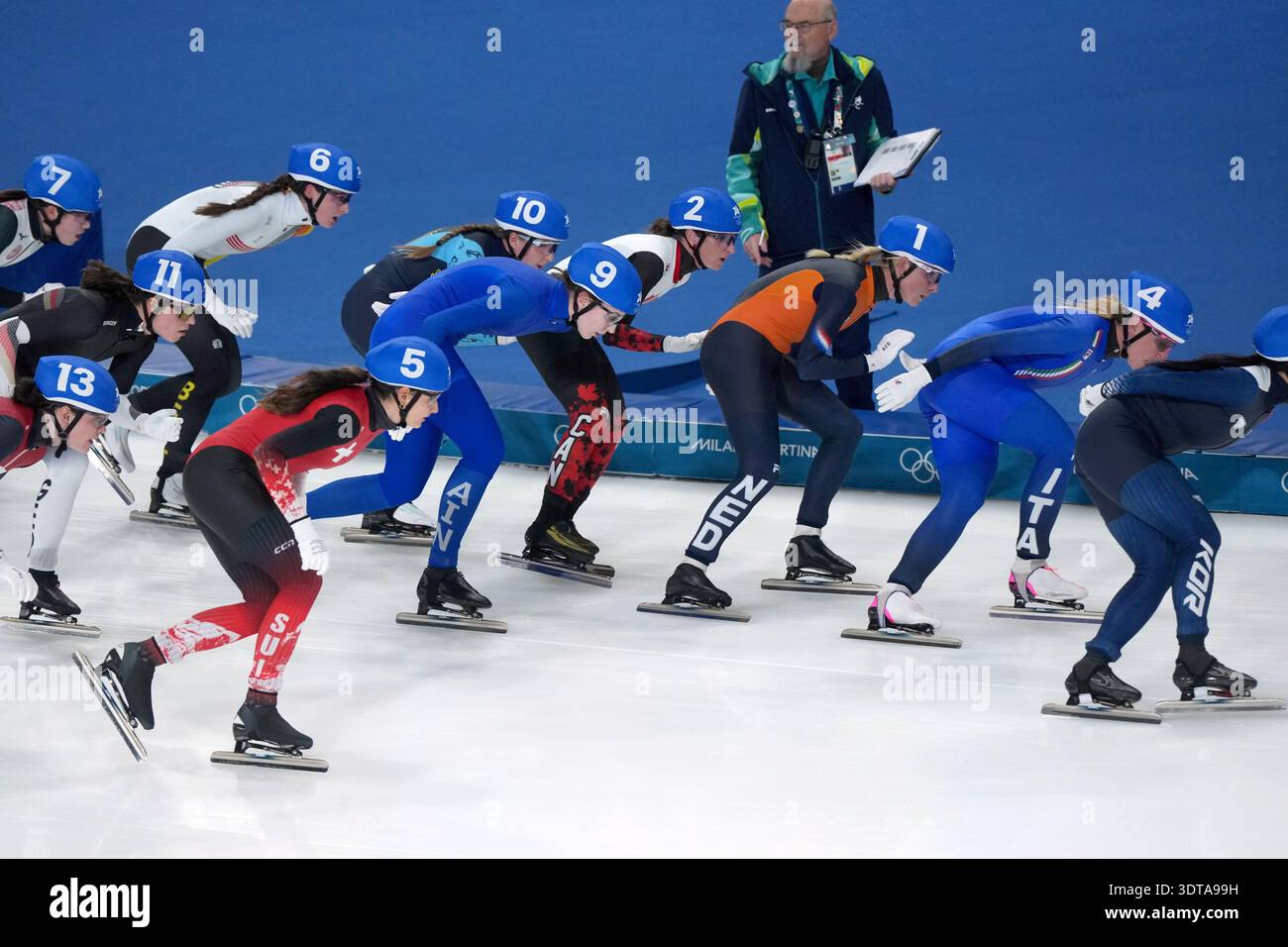 Canada's Ivanie Blondin (2) competes during the women's mass start ...