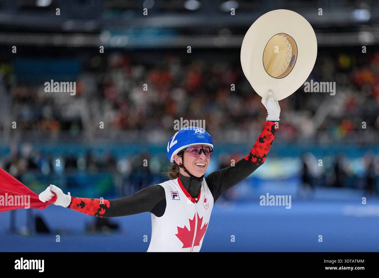 Ivanie Blondin of Canada celebrates winning the silver medal in the ...