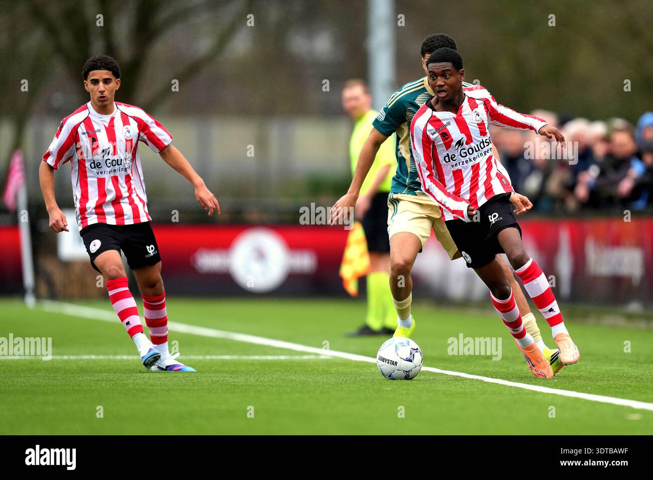 Rotterdam - Giovanni Mulumba of Sparta Rotterdam, Noah Sandvliet of ...