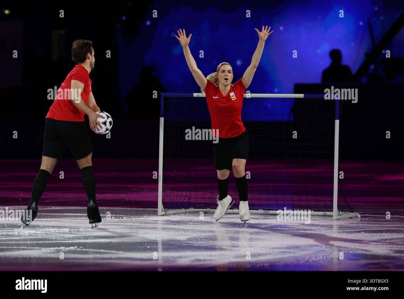 Olivia SMART and Tim DIECK of Spain perform during the exhibition gala ...