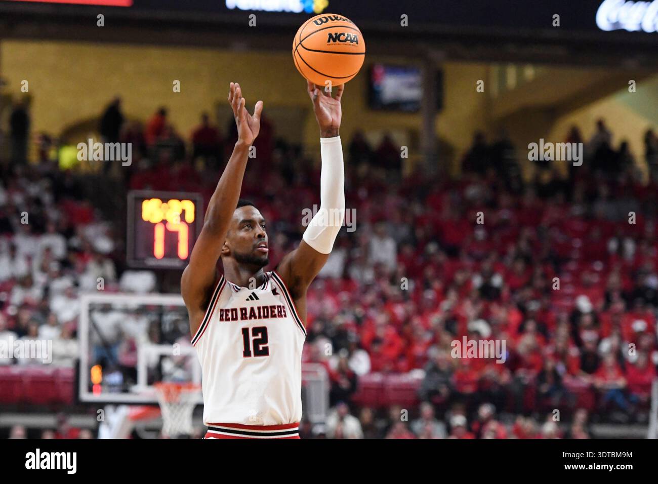 Texas Tech forward Donovan Atwell (12) shoots a 3-pointer during the ...