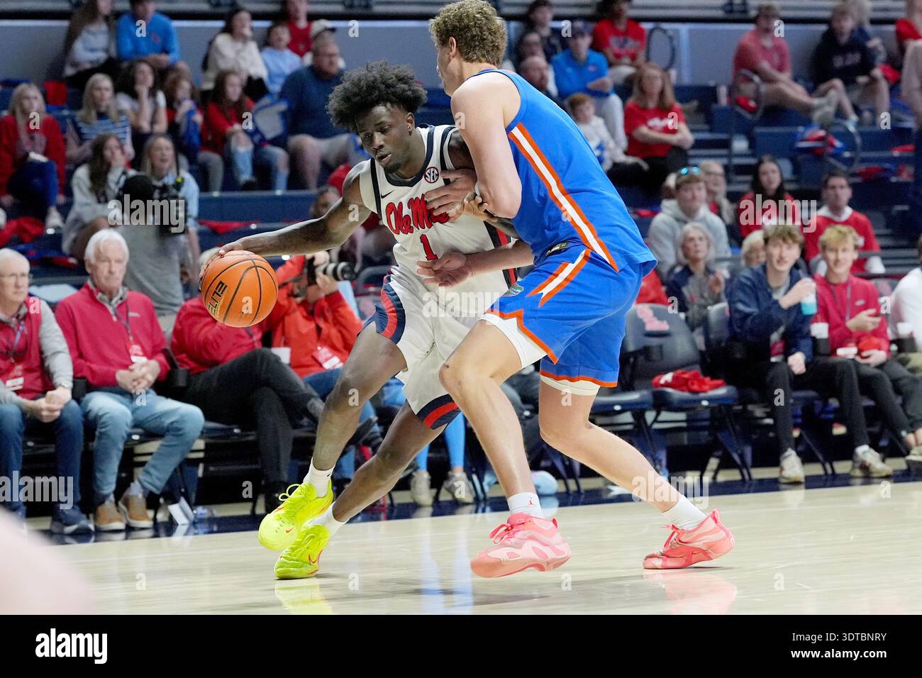 Mississippi forward Corey Chest (1) attempts to dribble past Florida ...