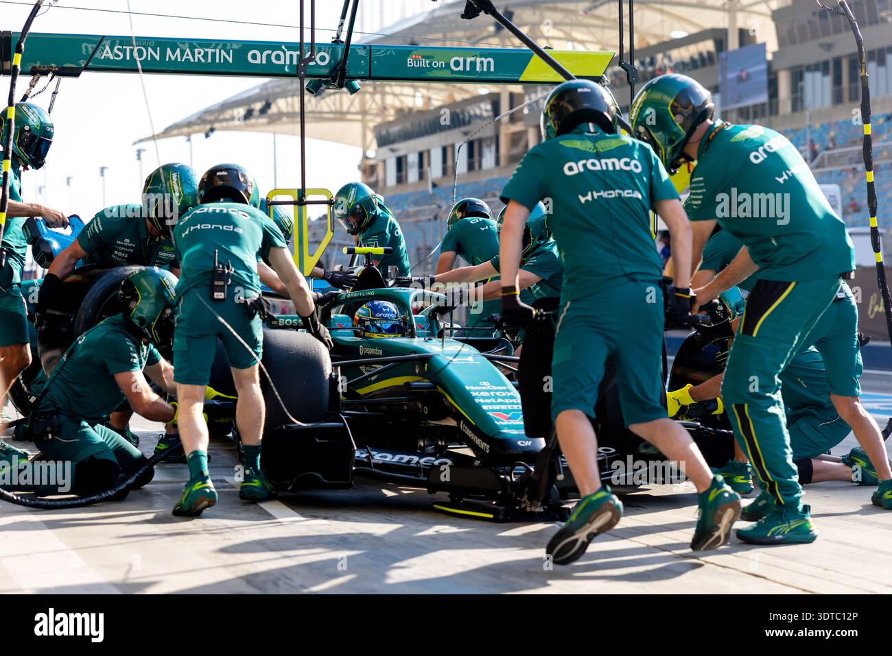 Fernando Alonso (Aston Martin Aramco Formula One Team, Spanien, #14) im ...