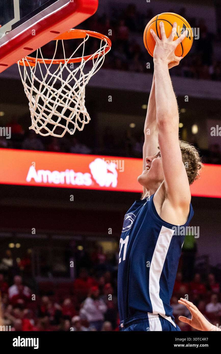Penn State forward Justin Houser (21) dunks against Nebraska during the ...
