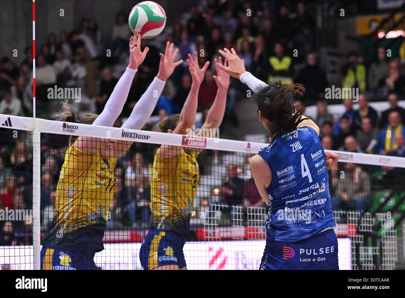 Ting Zhu ( Prosecco DOC Imoco Volley Stock Photo - Alamy