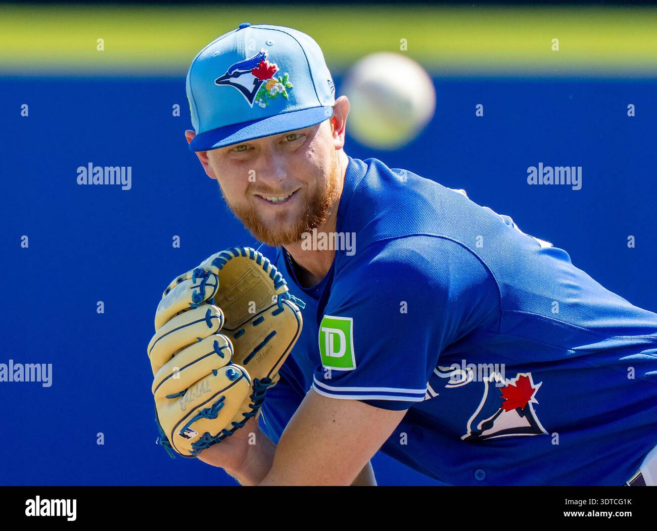 Toronto Blue Jays starting pitcher Eric Lauer throws a warmup pitch ...