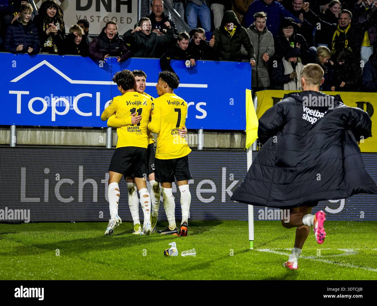 BREDA - Pepijn Reulen of NAC Breda celebrates the 1-0 goal during the ...