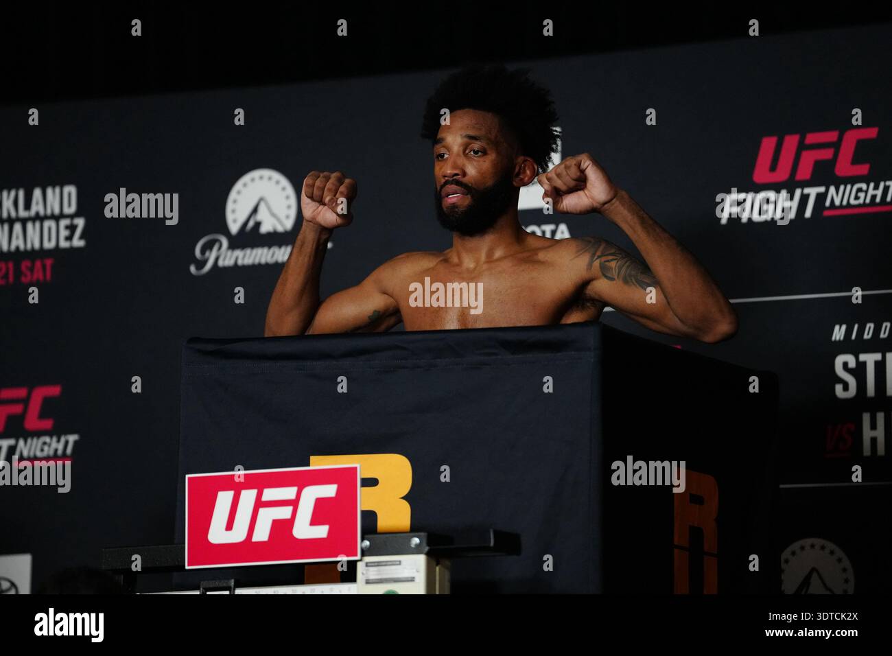 HOUSTON, TX February 20 : Phil Rowe steps on the scale for the official ...