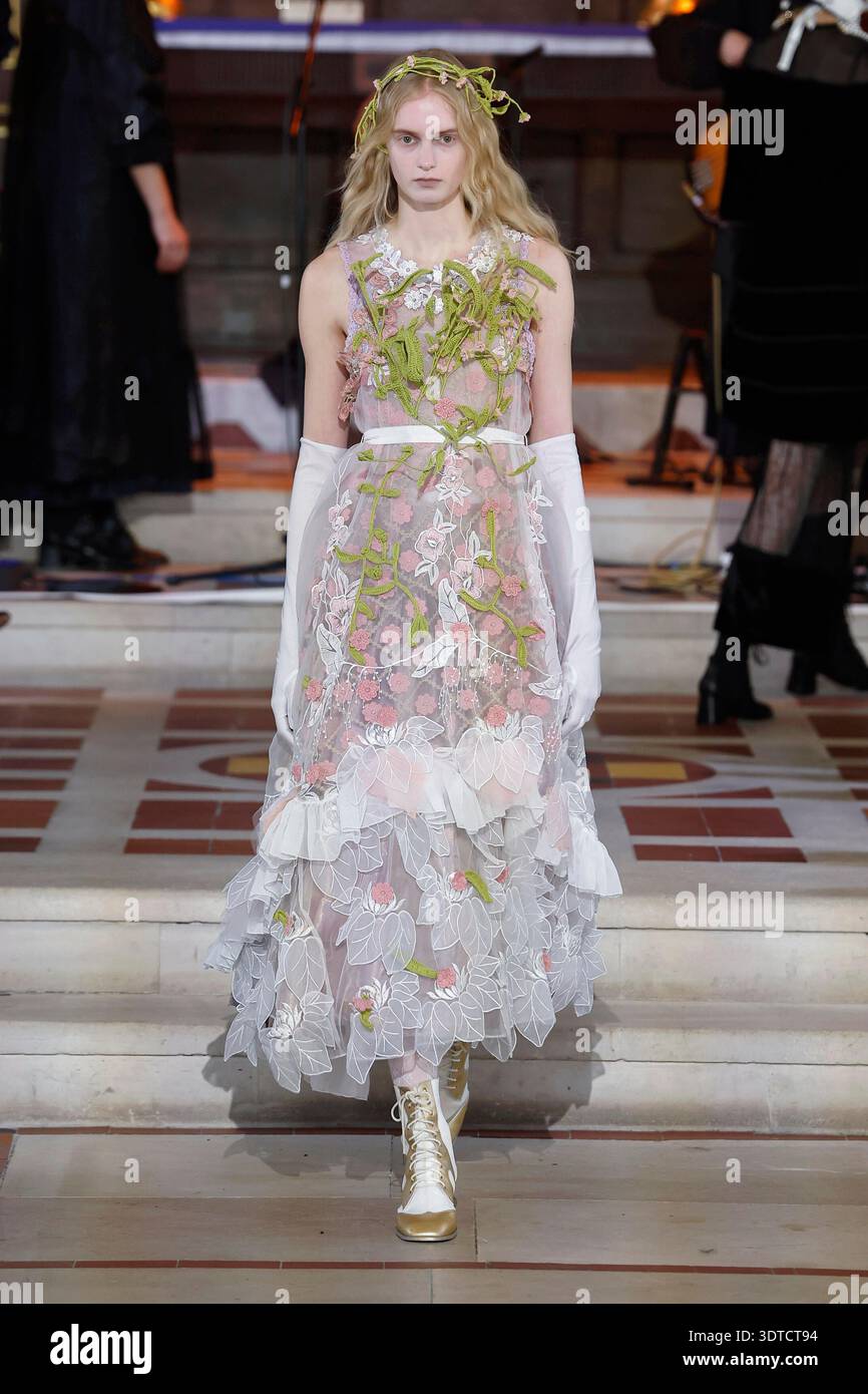 BORA AKSU Fall/Winter 2026-2027 runway during London Fashion Week on ...
