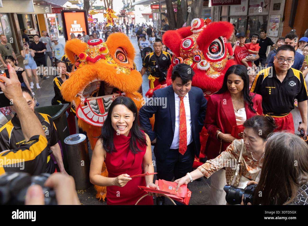 Member for Reid, Sally Sitou hands out Chinese red envelopes in ...
