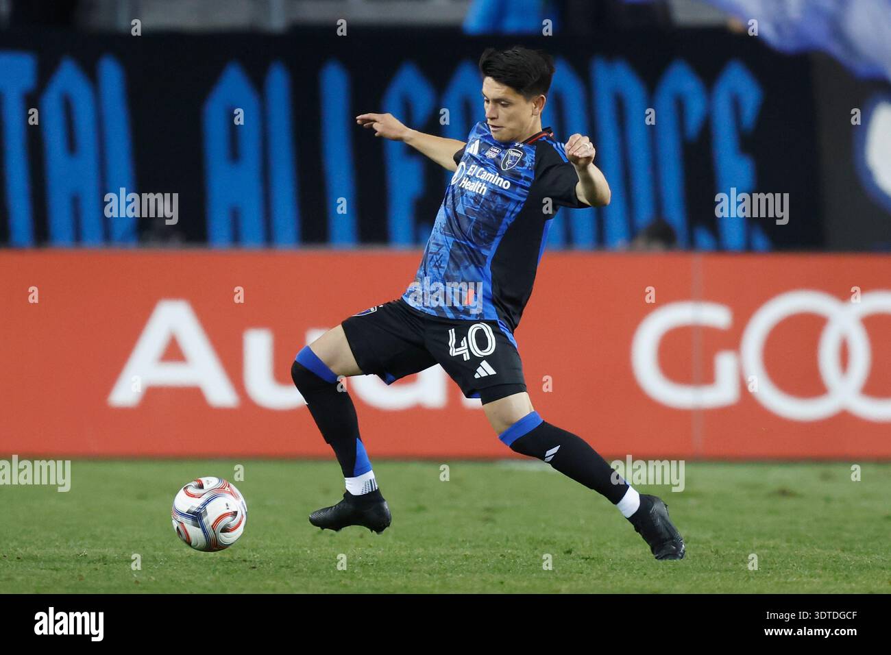San Jose Earthquakes midfielder Jonathan Gonzalez (40) controls the ...
