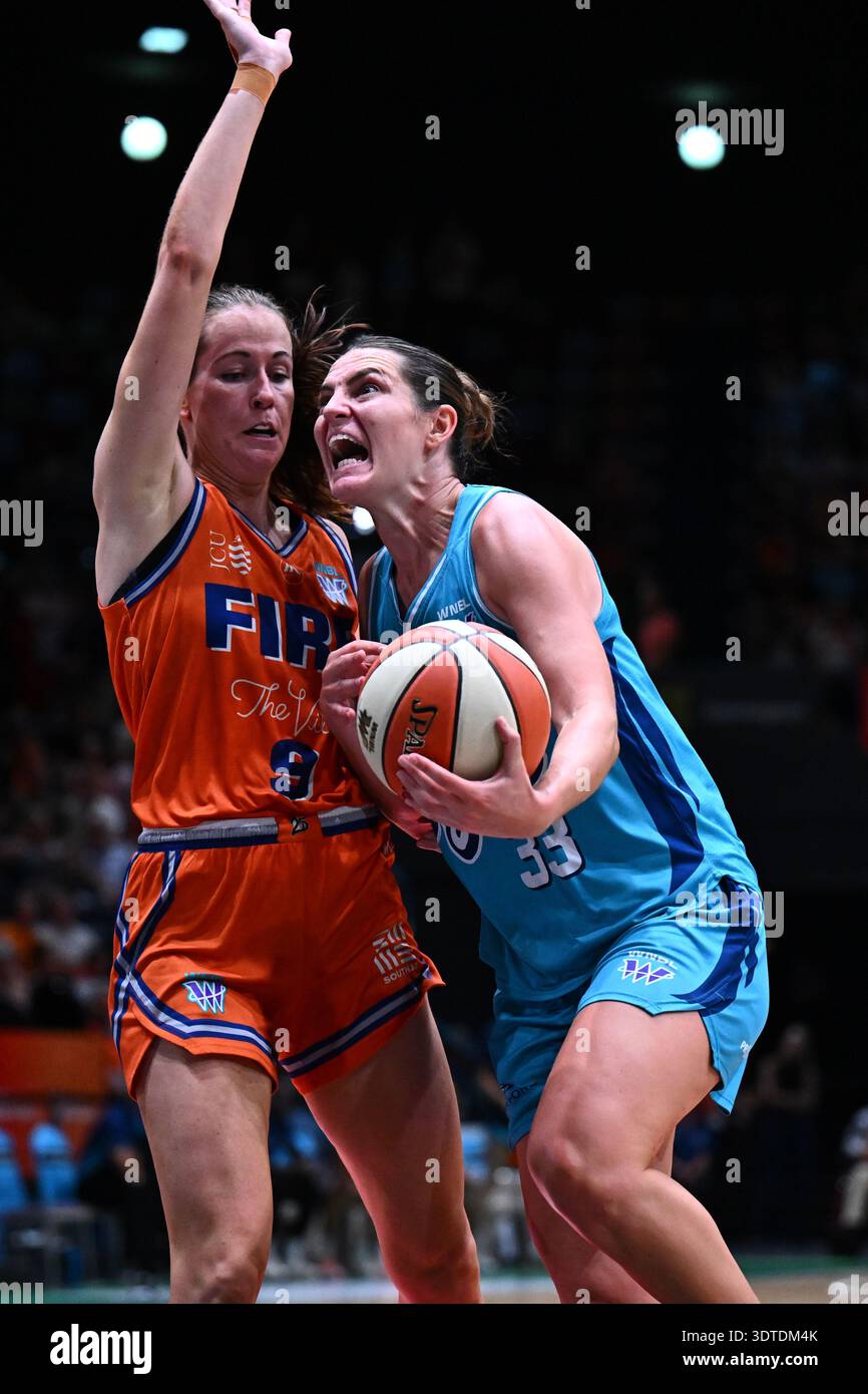 Haley Peters of the Southside Melbourne Flyers shoots during the WNBL ...