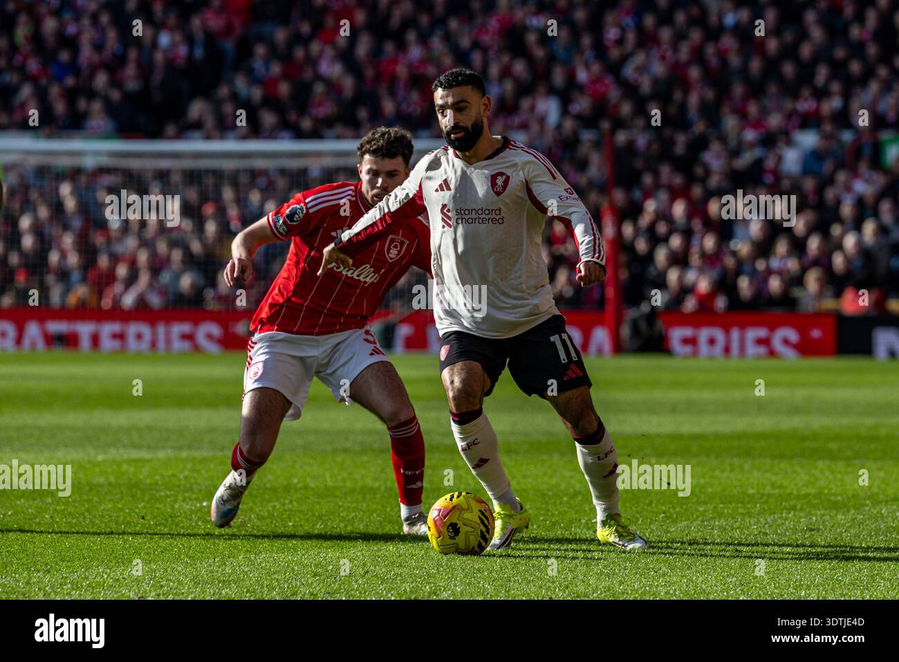 The City Ground, Nottingham, UK. 22nd Feb, 2026. Premier League ...