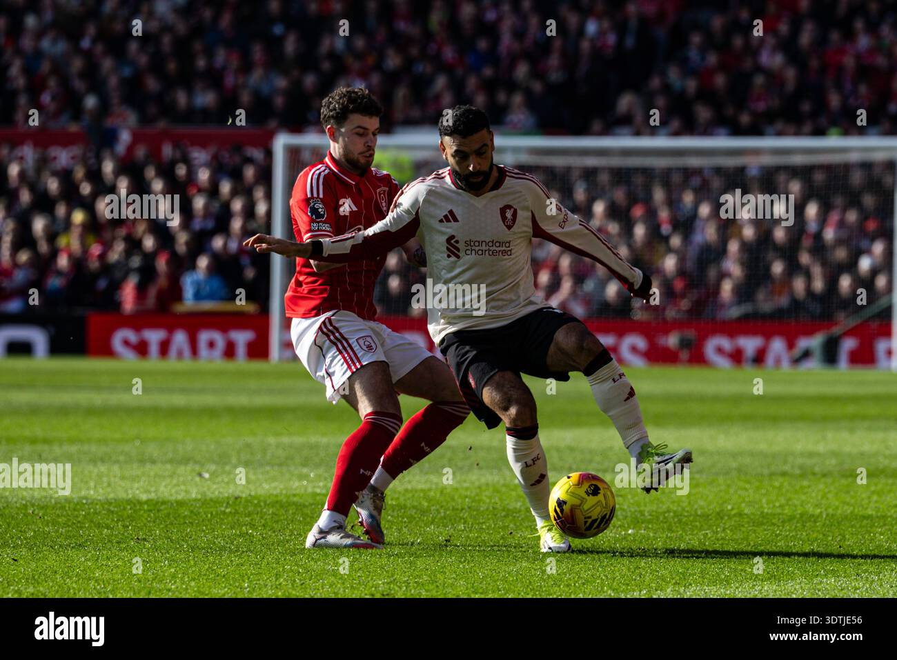 The City Ground, Nottingham, UK. 22nd Feb, 2026. Premier League ...