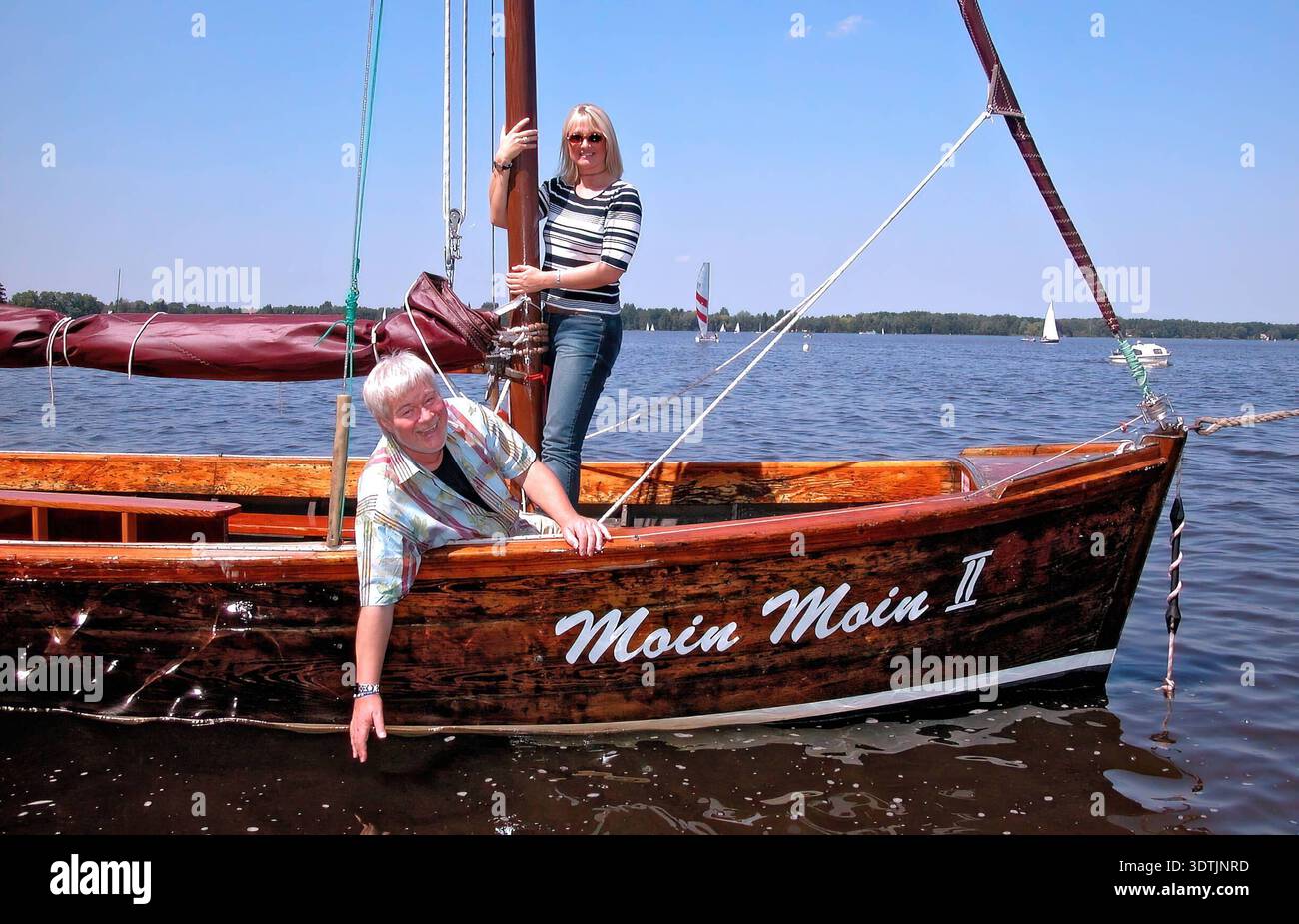 ARCHIV: Peter Petrel Sänger Peter Petrel mit seiner Lebensgefährtin ...