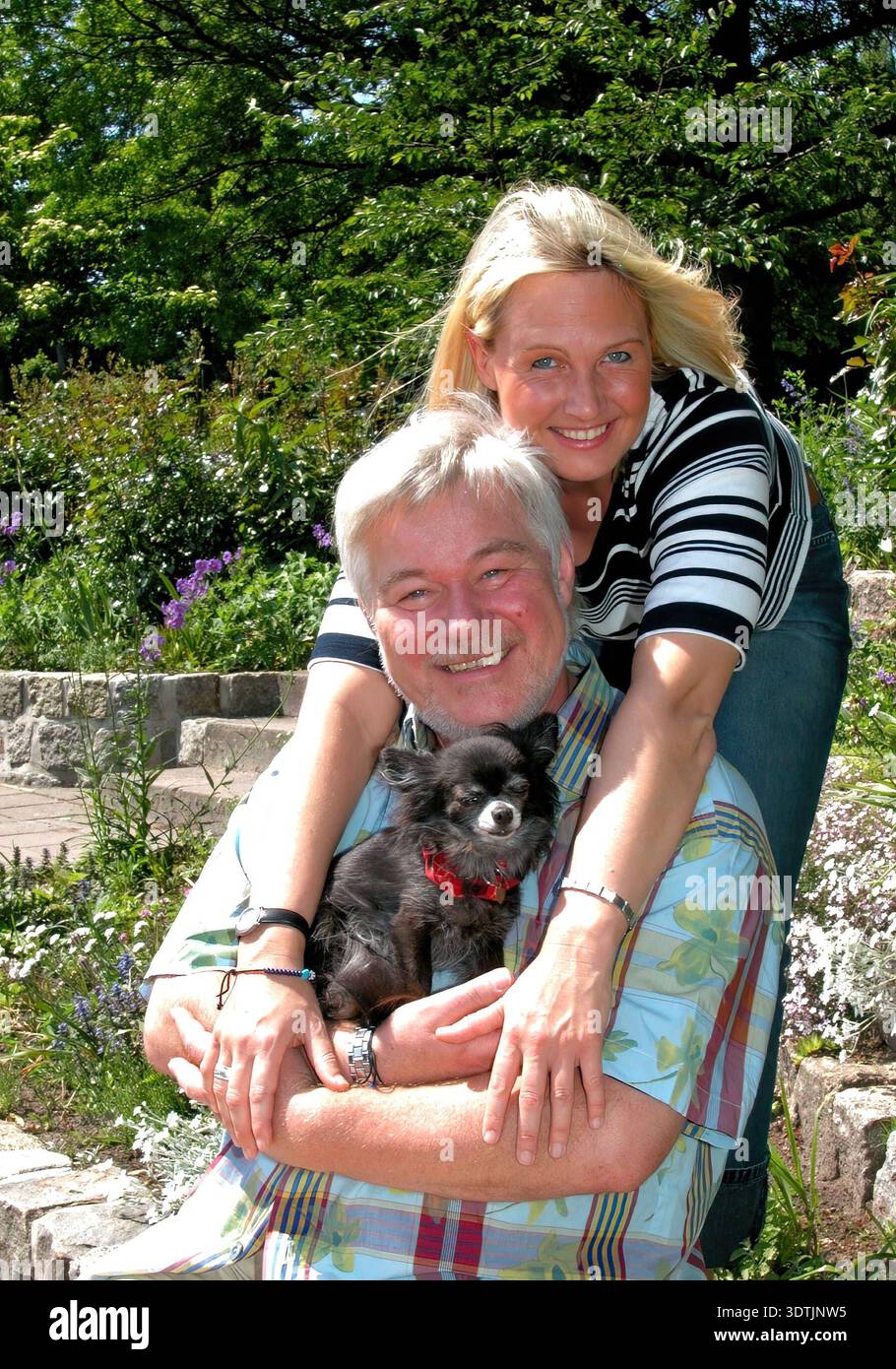 ARCHIV: Peter Petrel Sänger Peter Petrel mit seiner Lebensgefährtin ...