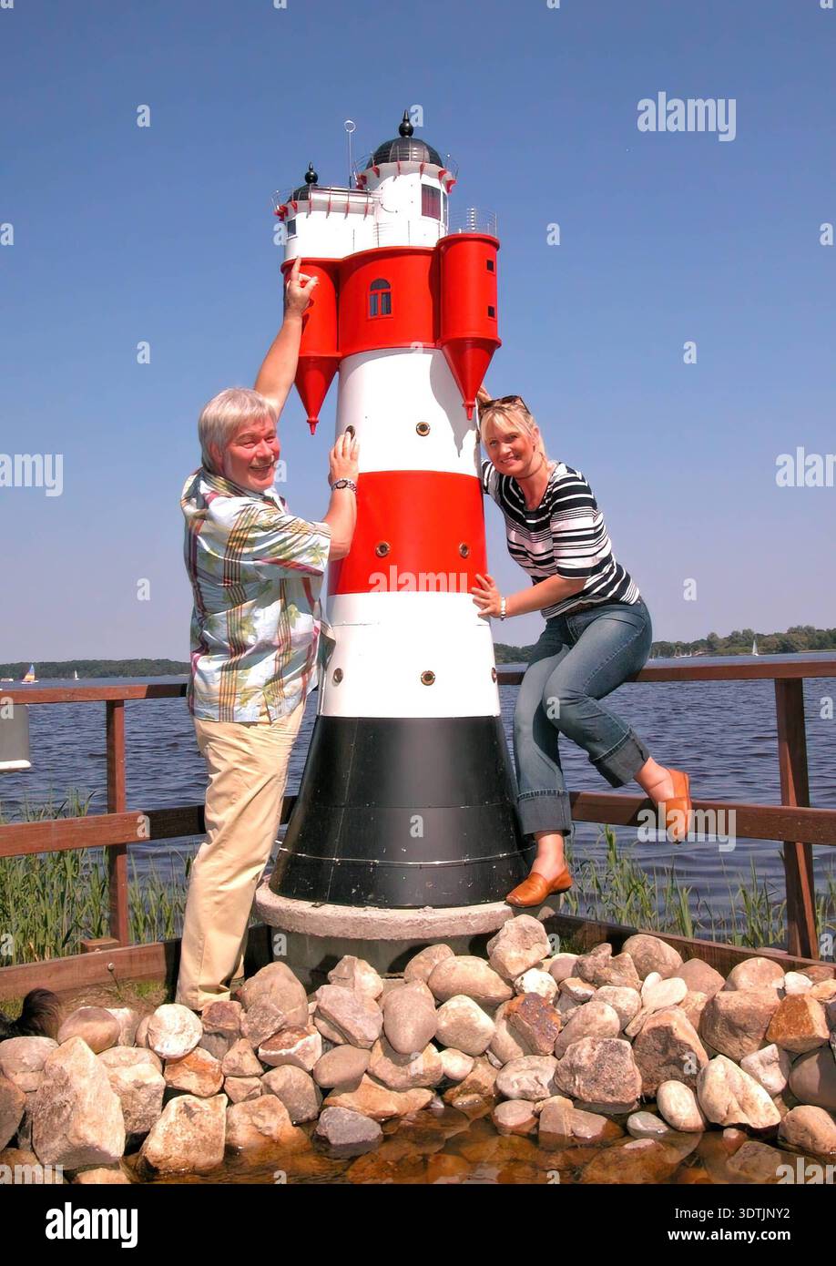 ARCHIV: Peter Petrel Sänger Peter Petrel mit seiner Lebensgefährtin ...