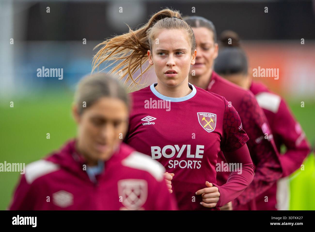 Sarah Brasero (21 West Ham) warms-up before the Adobe Women’s FA Cup ...