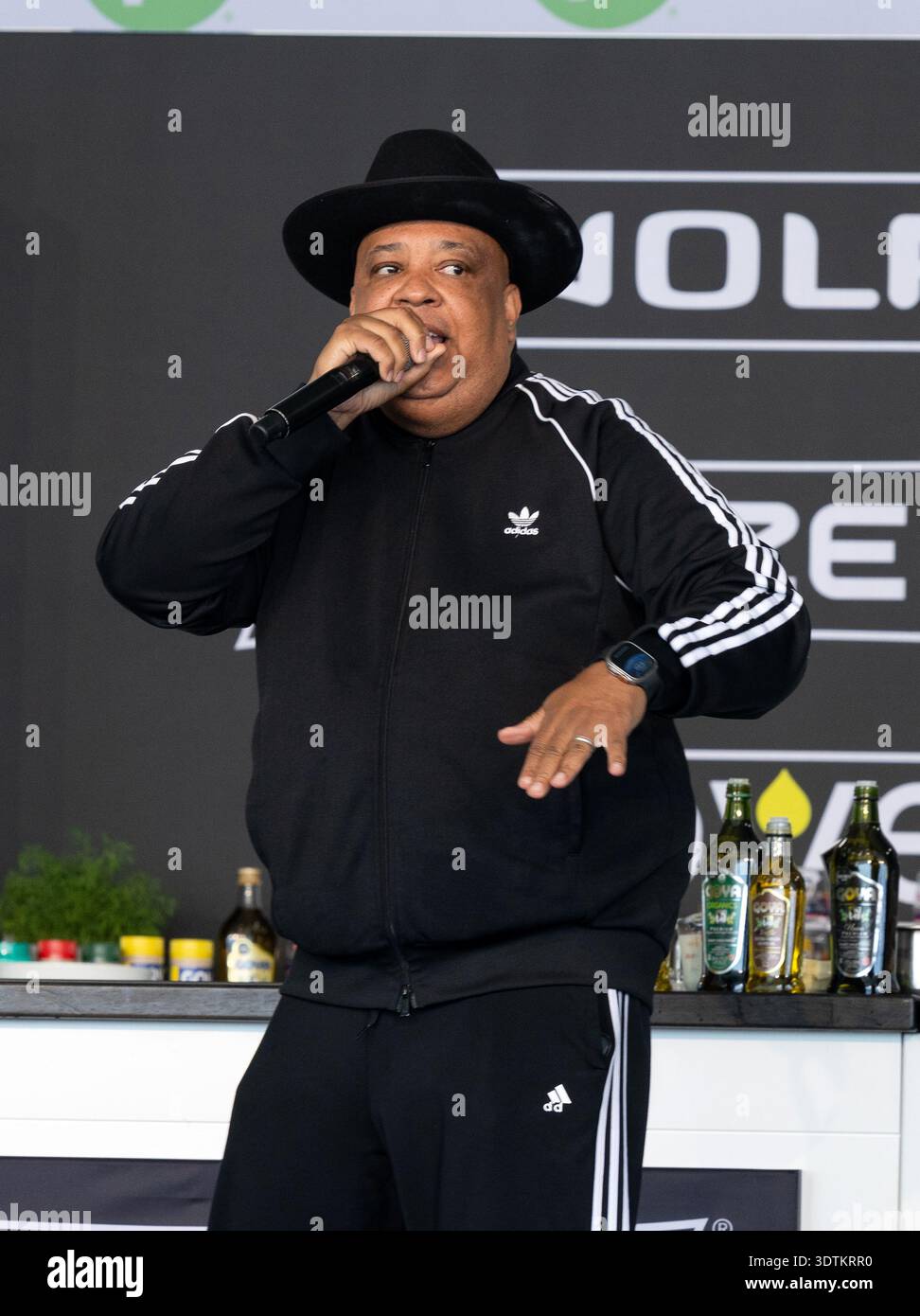 MIAMI BEACH, FL-FEB 21: Rev Run is seen during the 25th SOBE Wine and ...