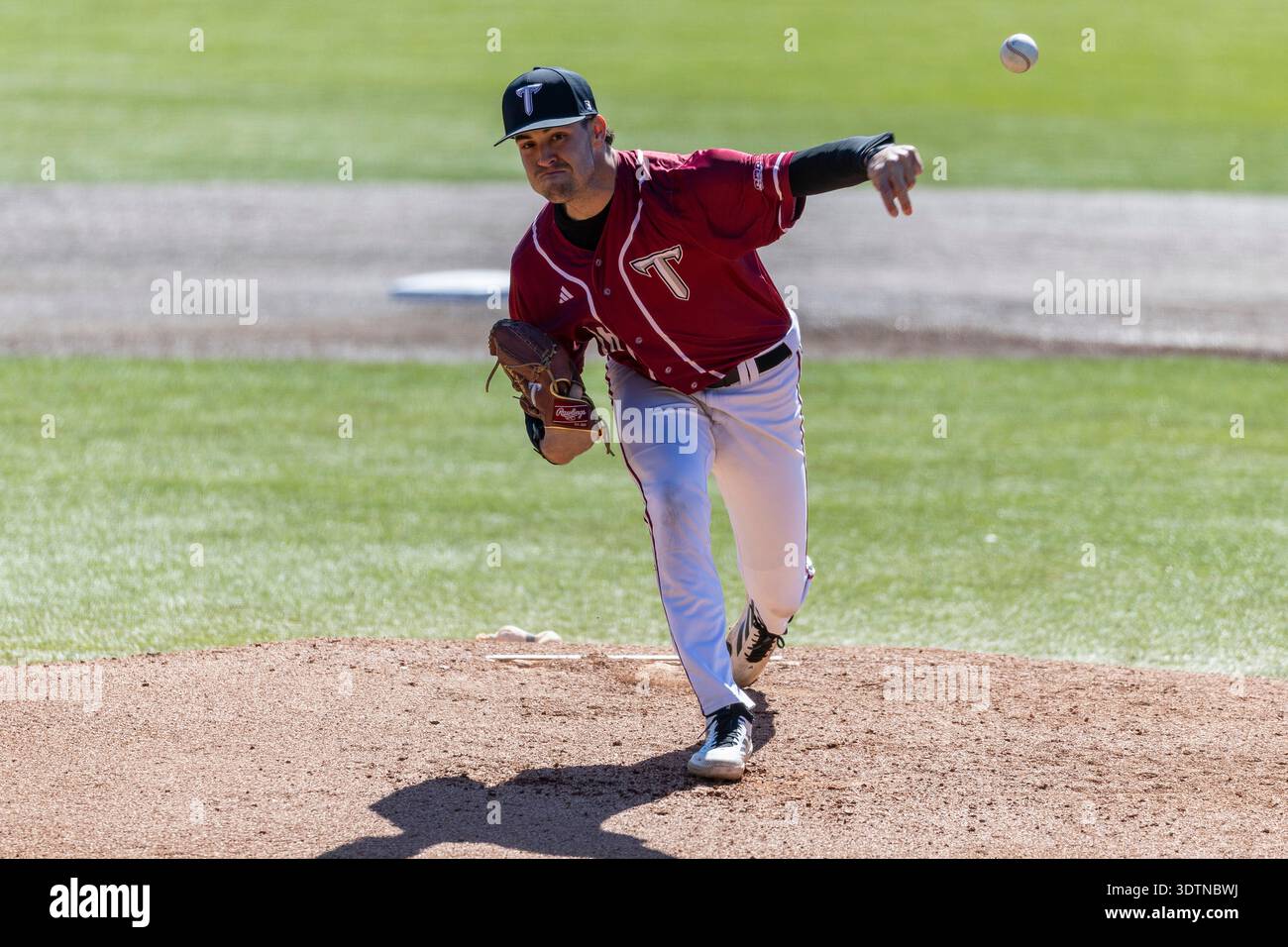 Troy pitcher Hayden Smith (16) pitches against Campbell during an NCAA ...