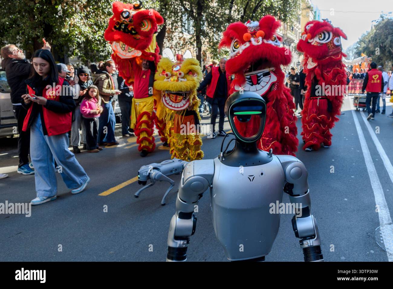 February 22, 2026, Rome, Italy: Robots lead the traditional dragon ...