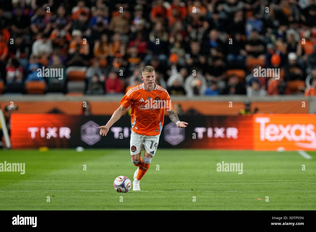 Houston Dynamo Mateusz Bogusz (19) during an MLS soccer match, Saturday ...