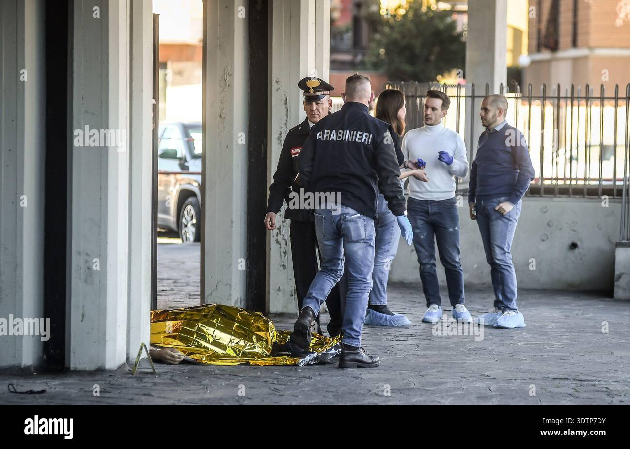 **NO WEB OR NEWSPAPERS ONLY FOR ITALY** Rome, Murder in Piazza San ...